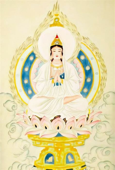 Pin By Flavia Wegmann On Kuan Yin And Tara Buddhism Guanyin Art