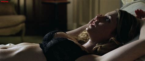 Nude Celebs In Hd Diora Baird Picture 20091originaldiorabaird Weddingcrashers1080p