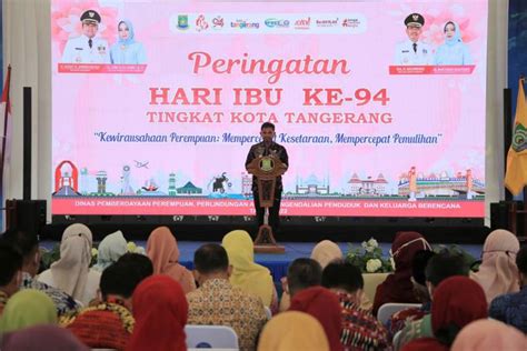Momen Haru Bahagia Hiasi Puncak Peringatan Hari Ibu Ke Tingkat Kota
