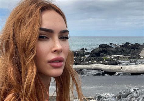 Megan Fox Break The Internet With Her Thickness In A Tiny Sexy Bikini Page 4 Of 5