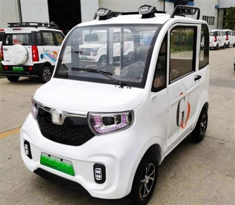 El auto más barato del mundo se pide por Internet y llega a casa en