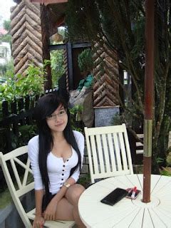 Asian Babes Elly Tran Ha Busty Vietnamese Babe