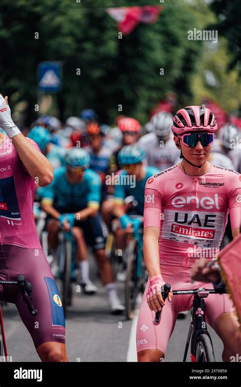 Picture By Zac Williams SWpix 09 05 2024 Cycling 2024 Giro D