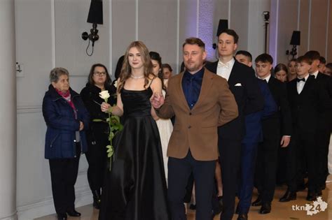Bal Maturalny I Lo W Ko Skich Tkn