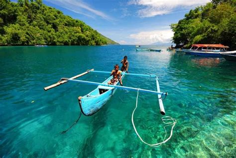Pantai Sulamadaha