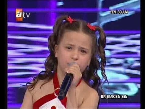 Bir zamanlara damga vuran Bir Şarkısın Sen programına katılan Fındık