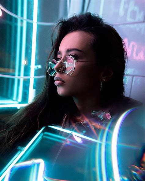 5 Neon Light Effects That Will Blow Your Mind Yes I M A Designer