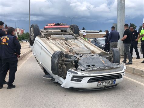 Adıyaman da takla atan otomobilin sürücüsü yaralandı