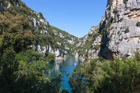 Basses Gorges Du Verdon Sur Le Sentier Du Garde Canal