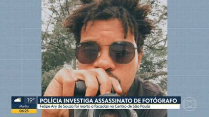 Pol Cia Indicia Artista Por Homic Dio Por Matar Fot Grafo A Facada Em