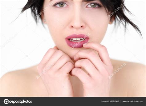Motion Visage Triste Inquiet Boulevers Pleurer Femme Image Libre De