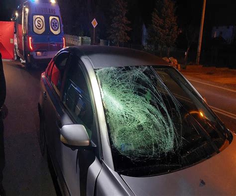 Śmiertelne potrącenie w Krakowie Tragedia na przejściu dla pieszych