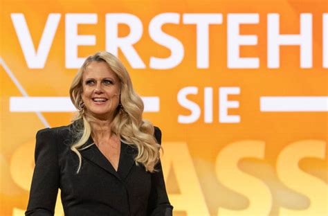 BARBARA SCHÖNEBERGER Heute 11 02 2023 Das Erste ARD ORF 1