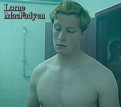 Thumbs Pro El Mago De Guapos Lorne MacFadyen Shirtless William
