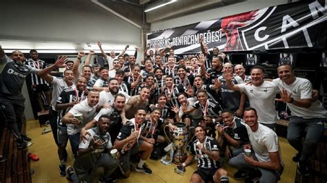 Gabriel Milito Festej Su Primer T Tulo Como Entrenador En La