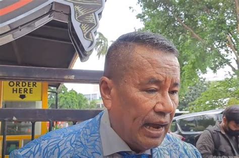 Tegas Hotman Paris Pastikan Venna Melinda Tak Akan Berdamai Dengan