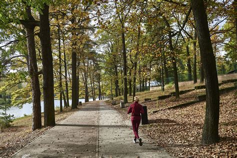Gdzie na wiosenny spacer po Łodzi Łagiewniki Młynek Księży Młyn i