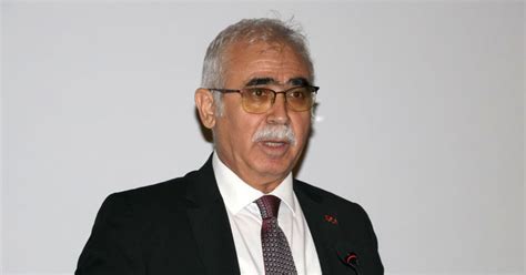 Kadir Özkaya kimdir Yeni Anayasa Mahkemesi AYM Başkanı Kadir Özkaya