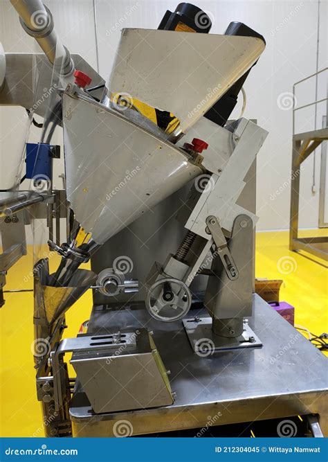 The Vertical Form Fill Seal Machine Is A Type Of Fully Automatic