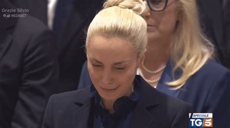 Berlusconi Funerali Marta Fascina E Marina Mano Nella Mano Veronica