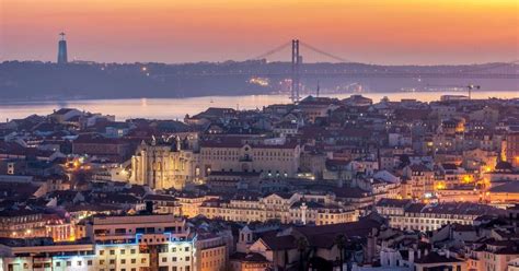 12 Besten Rooftop Bars Restaurants In Lissabon In 2024
