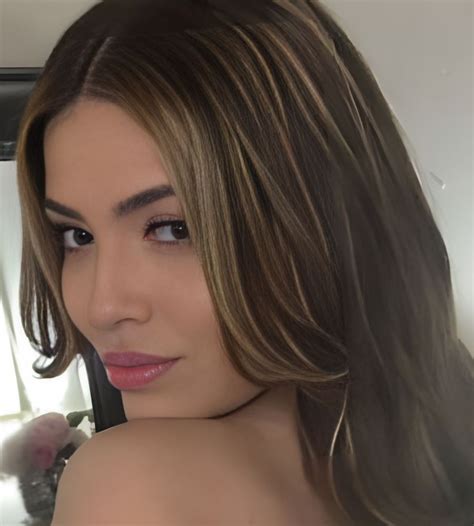 Zuleyka Santiago Model Wiki Age Height Bio Weight Photos Career