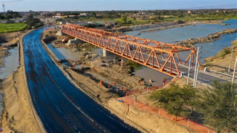 Inician construcción de puentes en el tramo Lambayeque Piura de