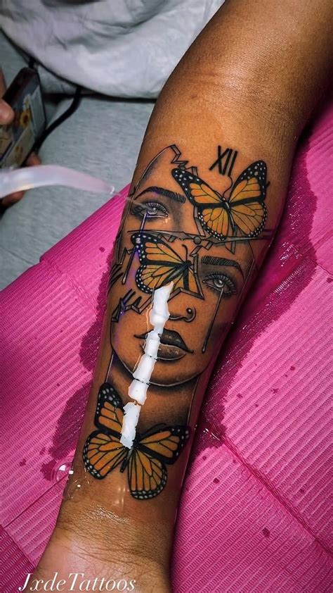 Pin by Prada4youu on 𝕋𝕒𝕥𝕥𝕠𝕠𝕤 Tattoo fonts Hand tattoos for girls