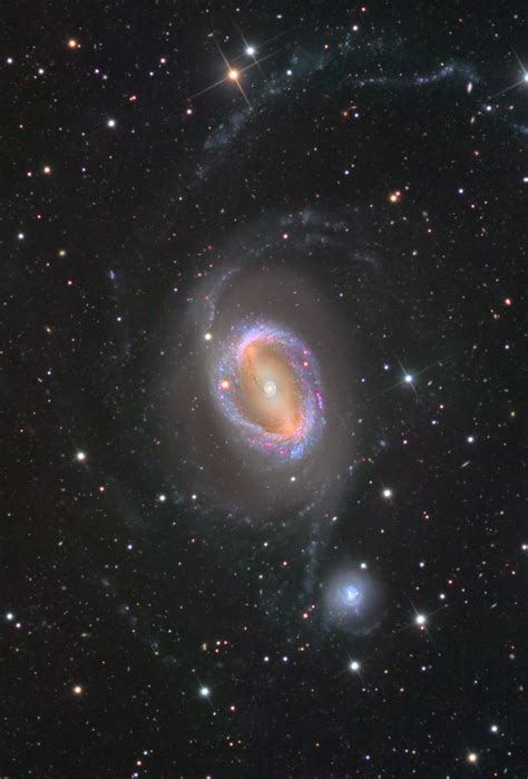 Universo Mágico Galaxia NGC 1512 por Steven Mazlin