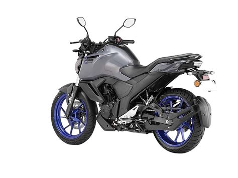 Naked bike giá rẻ Yamaha FZ S bước sang phiên bản 4 0 vay mượn nhiều