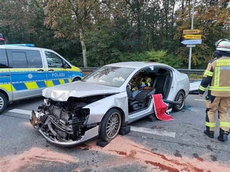 FW EN Schwerer Unfall Mit 3 Beteiligten PKW Presseportal
