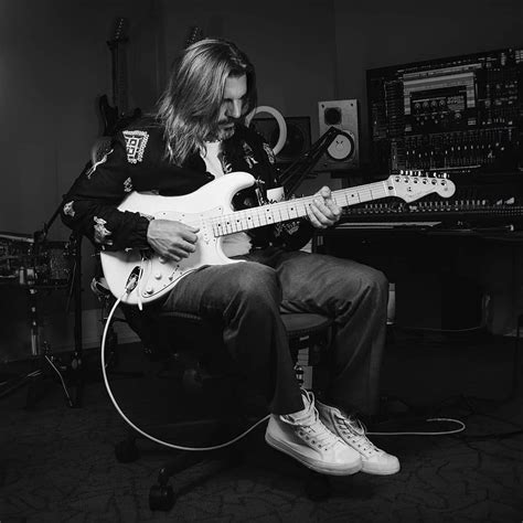 Fender Guitarさんのインスタグラム写真 Fender GuitarInstagram Presentamos la