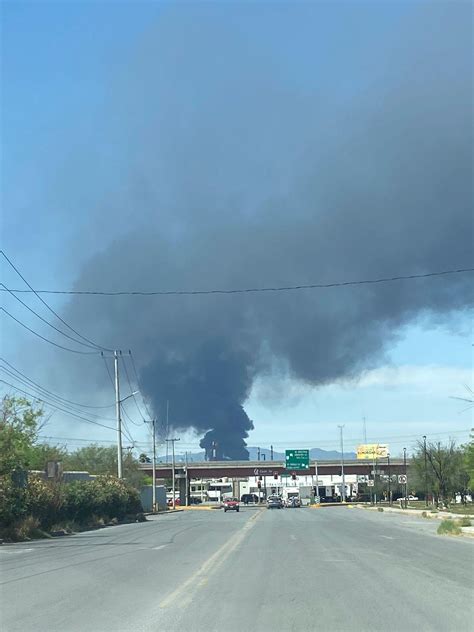 Se Reactiva Incendio En El Relleno Sanitario De Frontera Coahuila