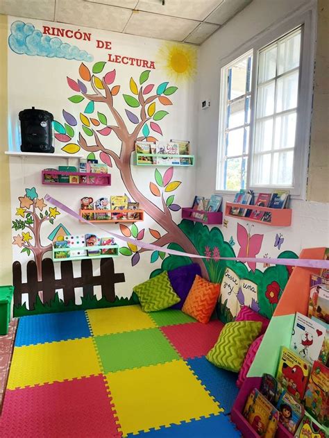 Pin de Majory en Library Rincón de lectura en el aula Decoración de