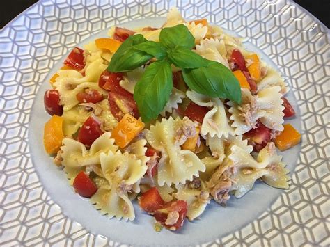 Nudelsalat Mit Thunfisch Und Paprika Chefkoch