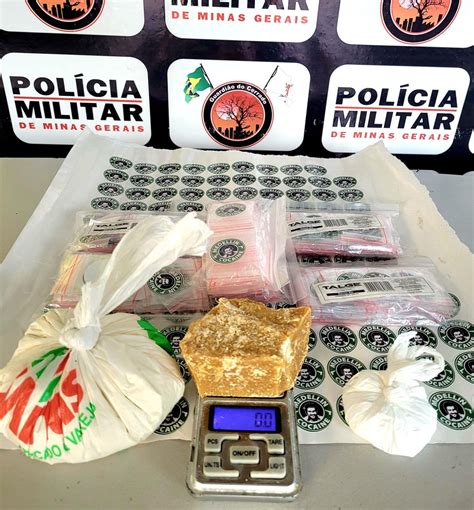 Polícia localiza drogas selo do Cartel de Medellín dentro de