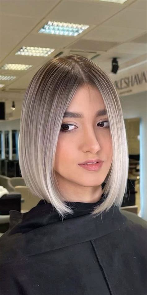 30 Hair Colour Trends To Try In 2023 Platinum Blonde Balayage Lob
