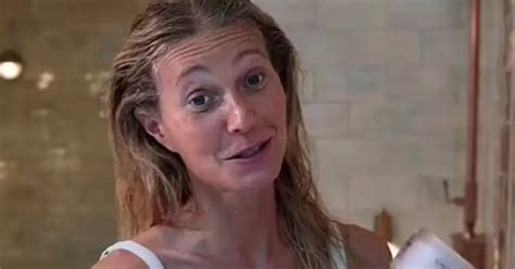 Gwyneth Paltrow Strips Naked For Steamy Shower Clip To Plug 63 Hair