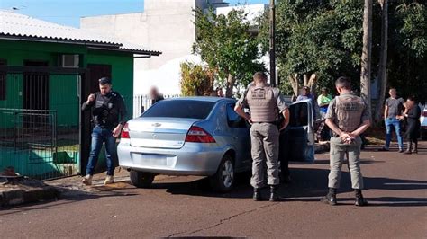 Polícia Civil faz reconstituição do duplo homicídio em Não Me Toque
