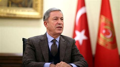 Son Dakika Milli Savunma Bakanı Akar dan Türk ordusu satıldı diyen