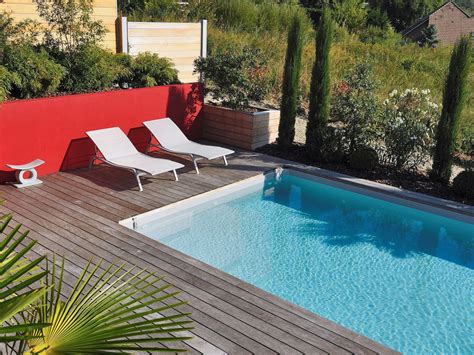 L esprit familial par l esprit piscine 9 5 x 4 m Revêtement gris clair