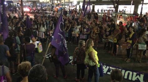 CBN A Guerra Do Impeachment Grupo De Mulheres Protesta Contra