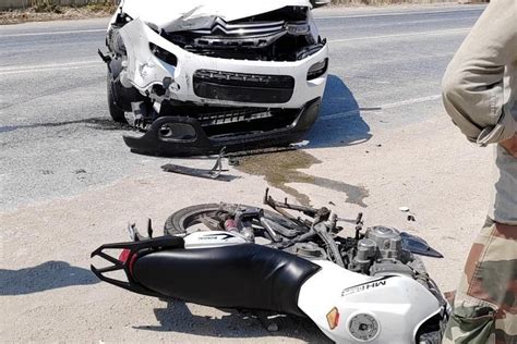 Motosiklet ve aracın çarpıştığı kazada 1 ağır yaralı TV Nota Güncel