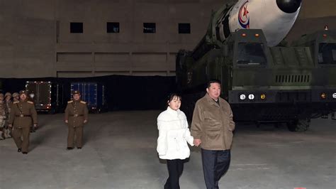 Corée du Nord qui est la fille de Kim Jong Un dont l existence a été