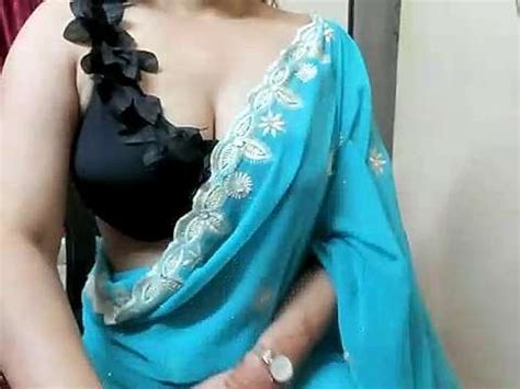 Sexyalia Naked Stripping On Cam For Live Sex Video Chat NakedAmateurShows