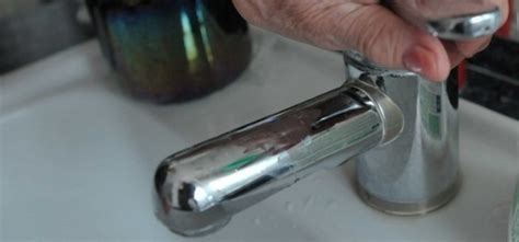 Salerno lunedì interruzione dellerogazione dellacqua LIRATV