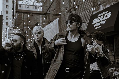 ボーイズライクガールズ11年ぶりとなるニューALからNew Love公開 Daily News Billboard JAPAN
