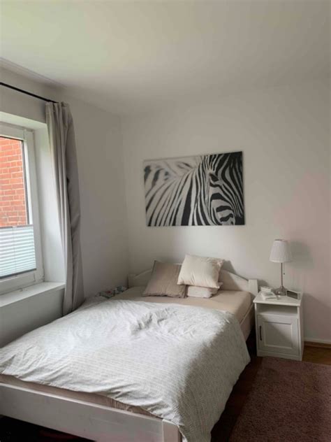Helles möbiliertes Zimmer im Herzen von Winterhude Zimmer möbliert