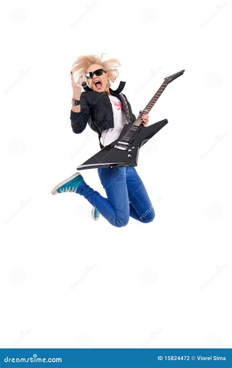 El Guitarrista De La Mujer Salta Foto De Archivo Imagen De
