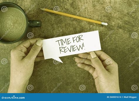 écriture Affichage De L heure Du Texte Pour Révision Mot écrit Sur Une